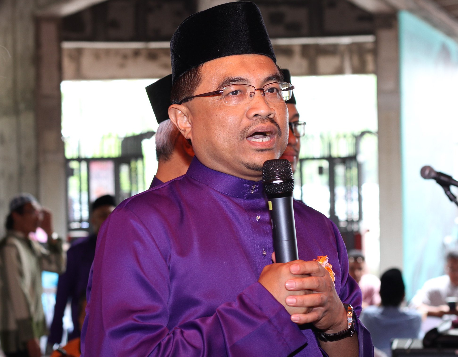 NILAI IHSAN DITERJEMAH MELALUI INISIATIF PAYUNG RAHMAH – MP SHAH ALAM ...